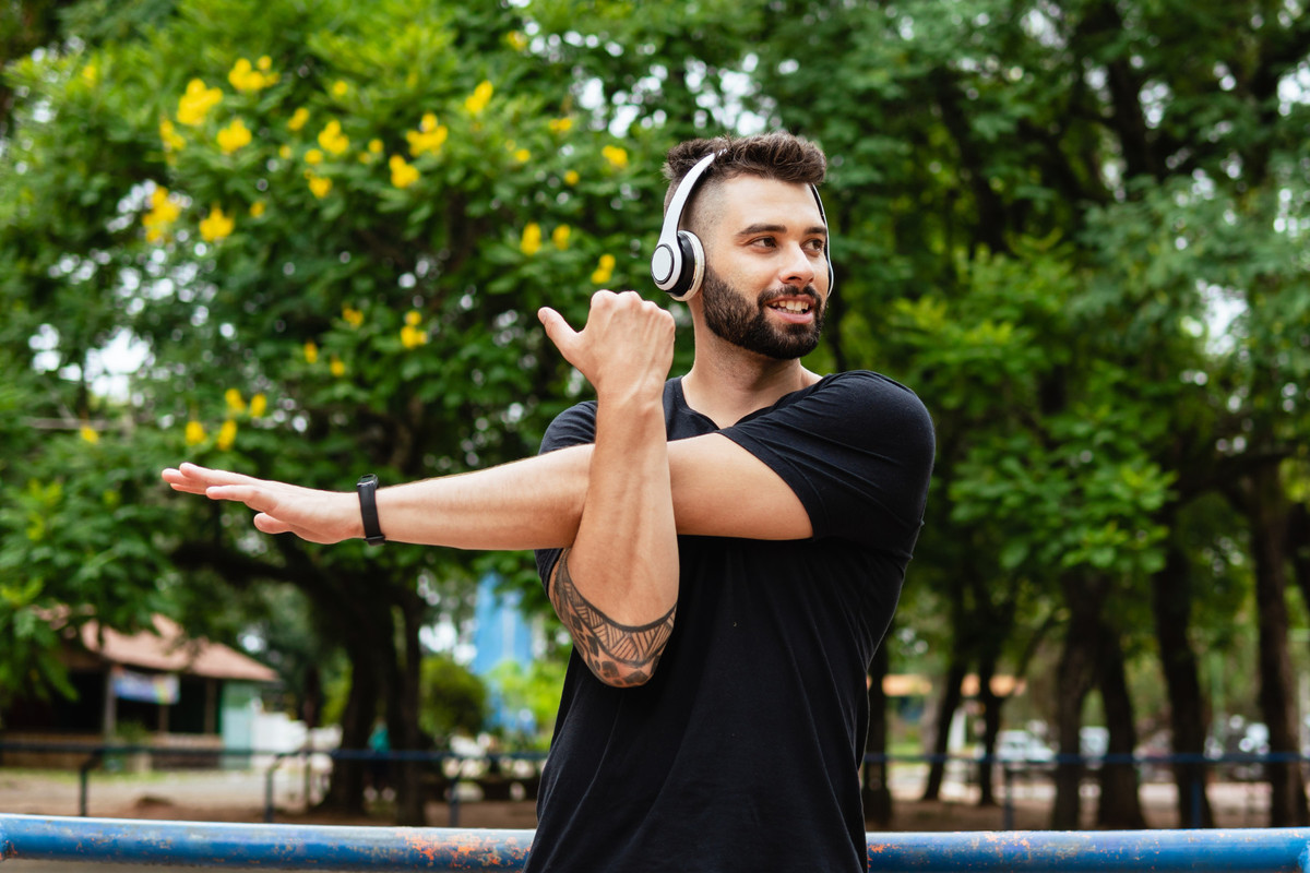 Get Your Shoulder Moving Again: Alleviating Pain and Dysfunction | Head ...